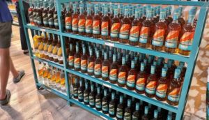 Alcohol in Seychelles: beer, Takamaka rum, prices, 5 tips